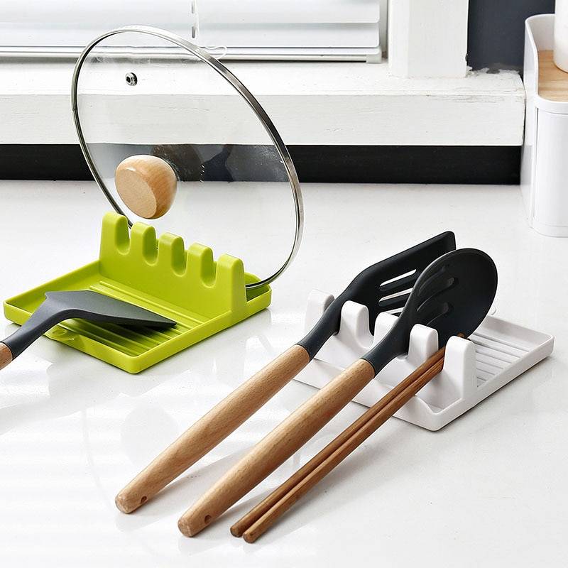 Plastic Oil Spill Spoon Resting — Street10